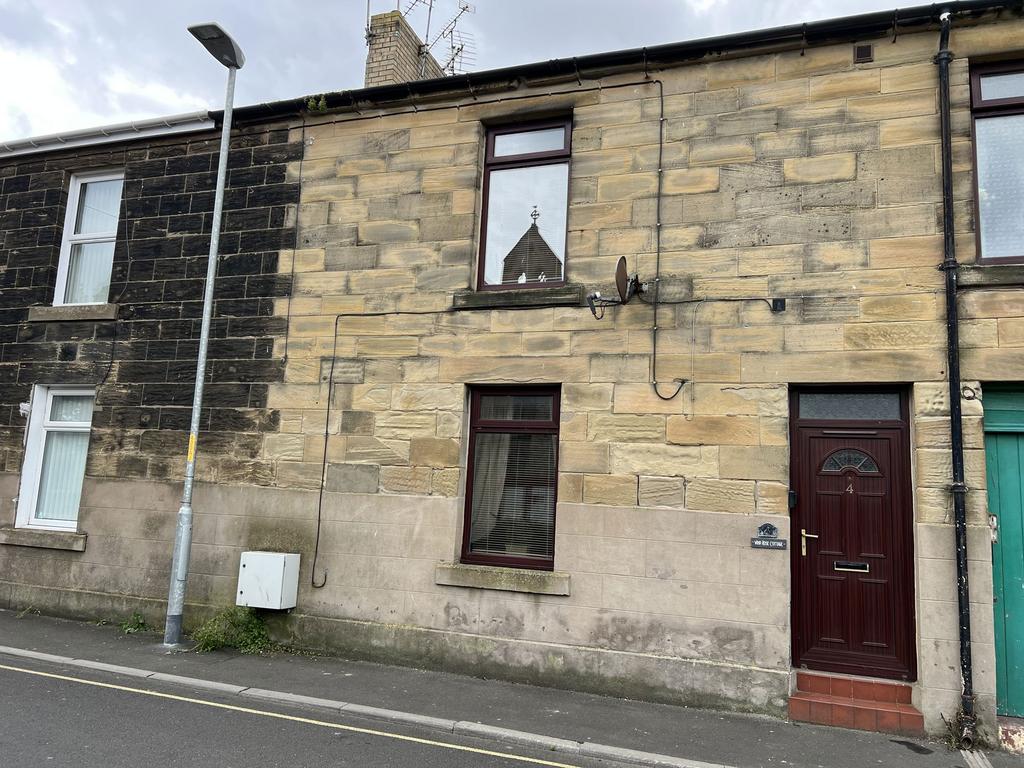 Cross Street, Amble, Northumberland... 2 bed terraced house - £145,000