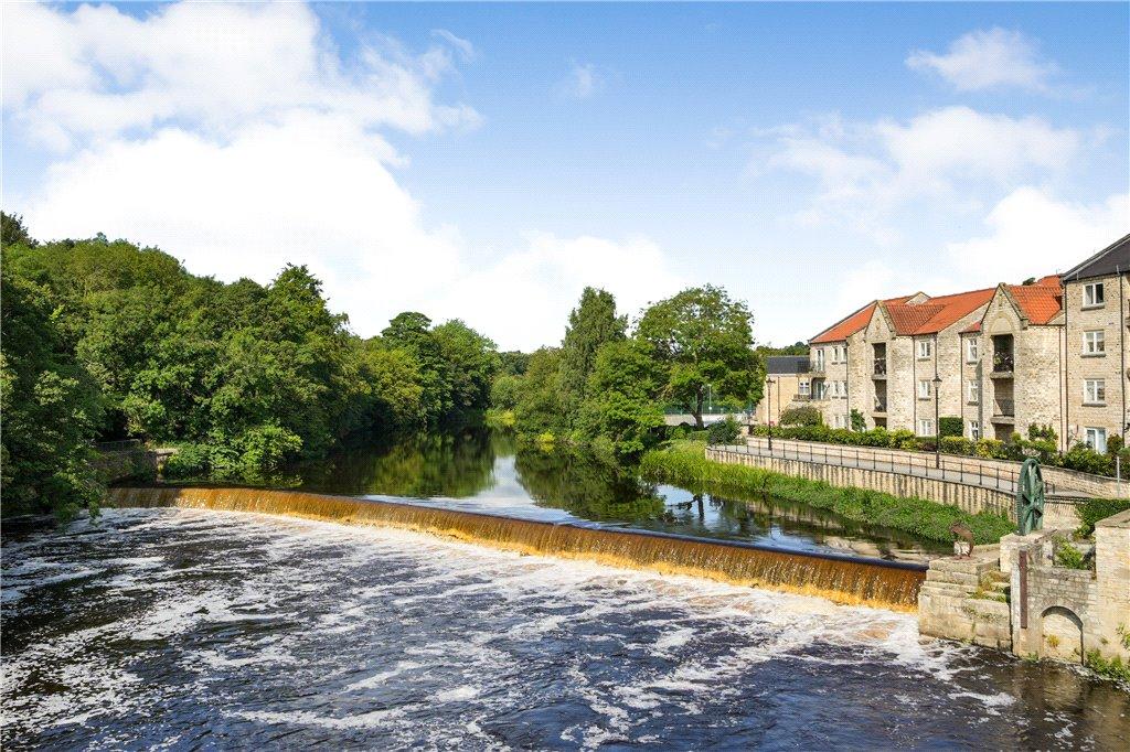 Bridge End, Boston Road, Wetherby... 2 bed apartment - £950 pcm (£219 pw)