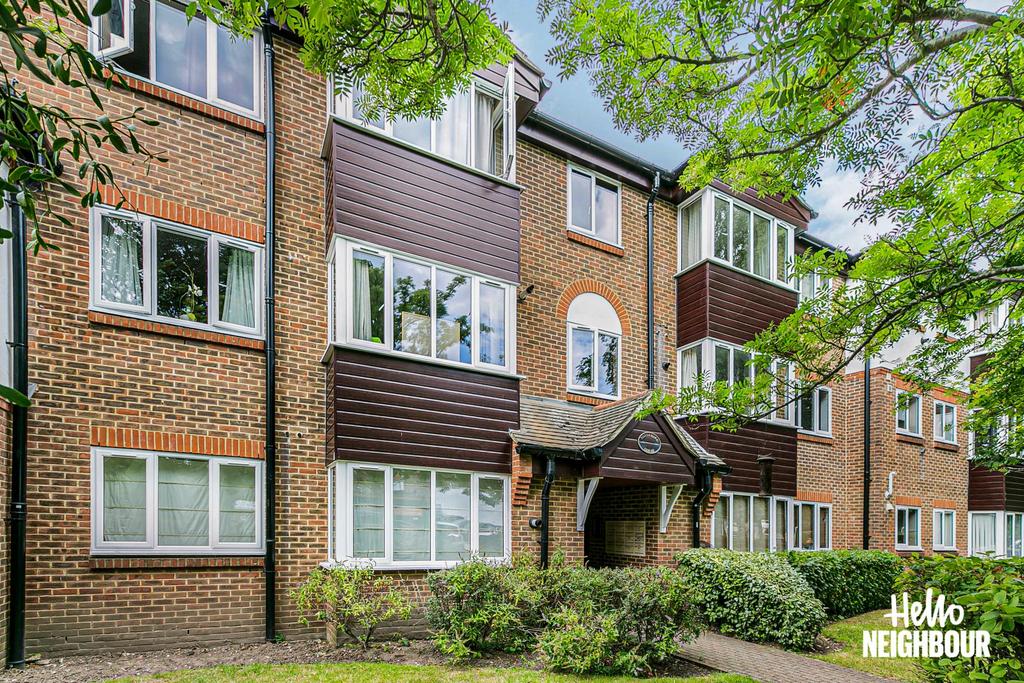 Silvermere Court, Foxley Hill Road... 1 bed apartment to rent - £1,350 ...