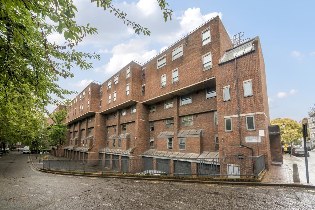 Dartmouth Close, Westminster, W11 3 bed flat for sale - £550,000