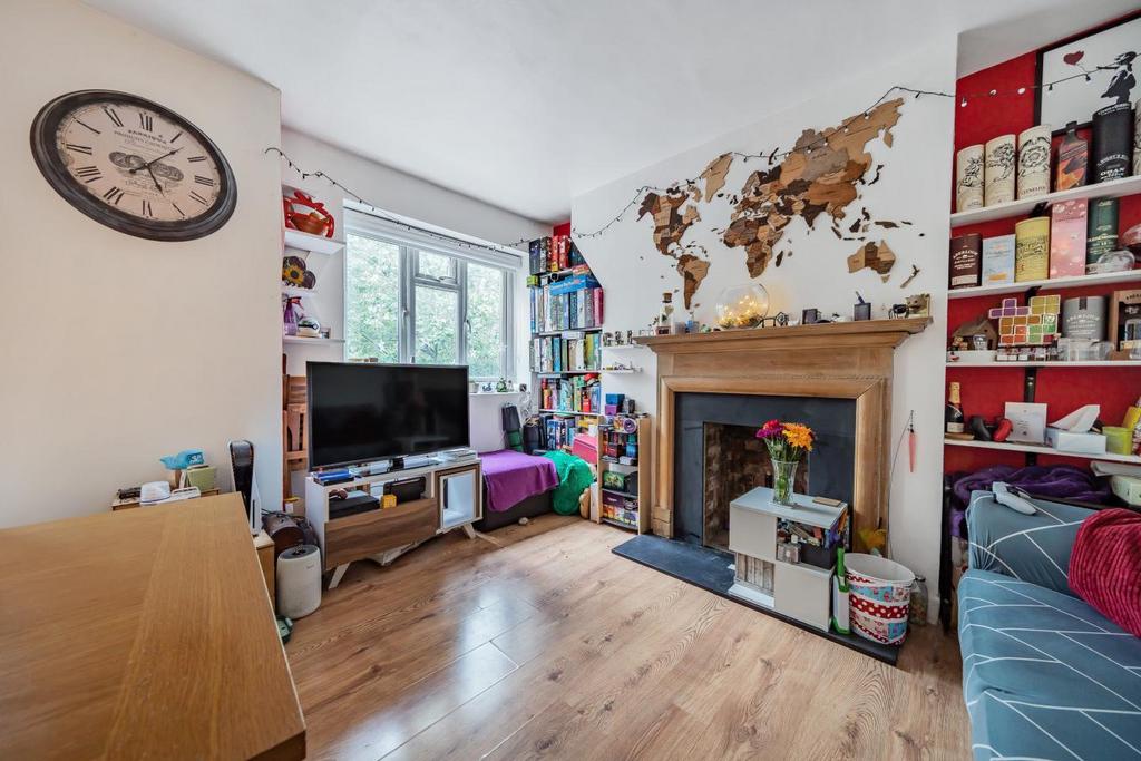 Great Dover Street, Borough 2 bed flat - £450,000