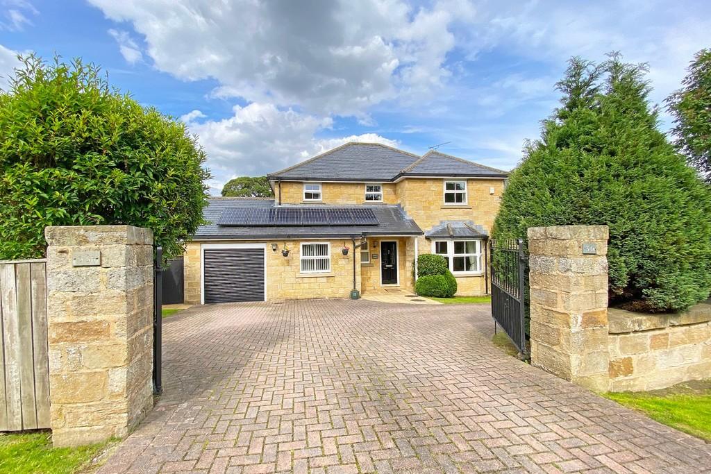 Green Lane, Harrogate 4 bed detached house - £825,000