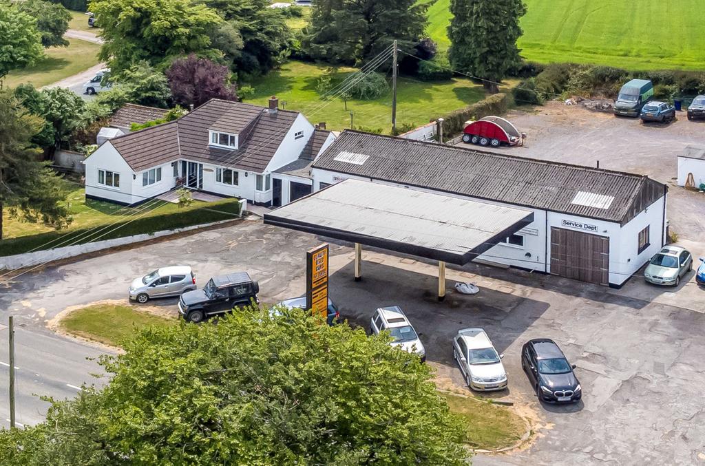 Blackerton Cross, East Anstey, EX16 3 bed bungalow - £670,000