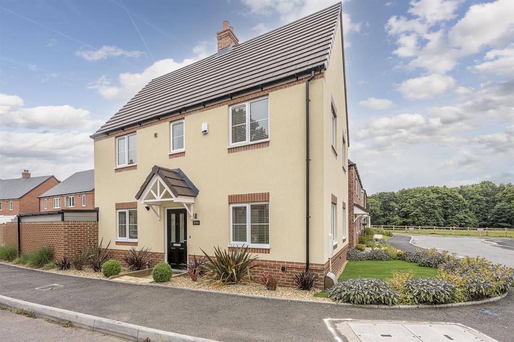 Clover Avenue, Kidderminster, DY10 3FH 3 bed detached house for sale ...