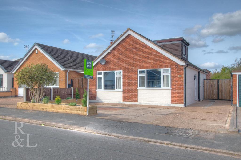 Meadow Drive, Keyworth, Nottingham 4 bed detached bungalow - £400,000