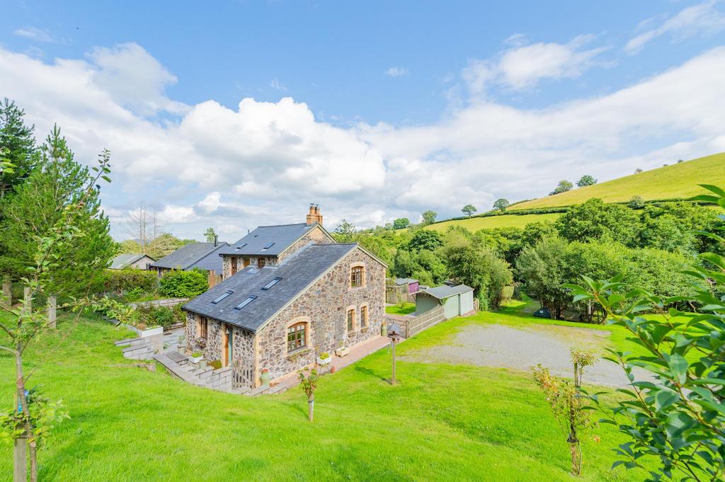 Llanrhaeadr Ym Mochnant, Oswestry SY10 3 bed detached house for sale ...