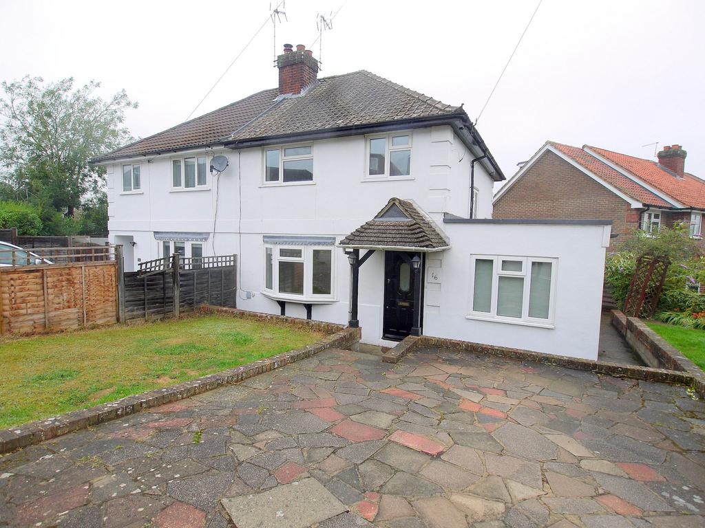 Wickenden Road, Sevenoaks, TN13 3 bed semi-detached house - £2,200 pcm (£508 pw)