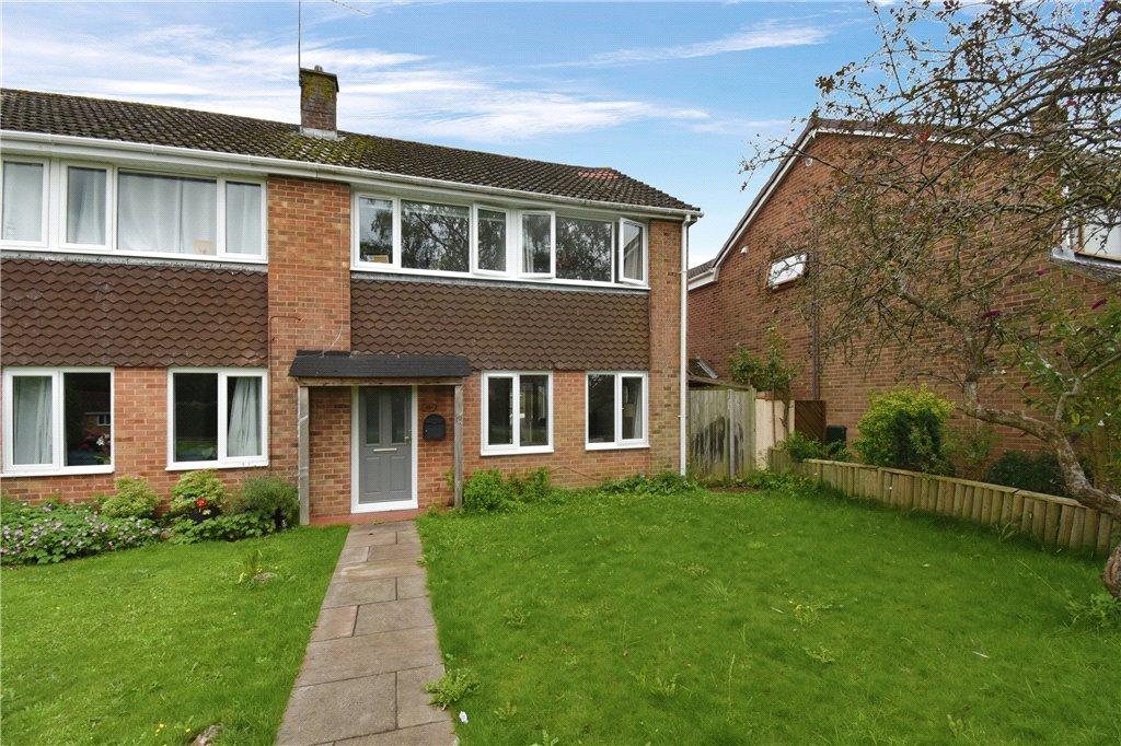 Kinver Close, Romsey, Hampshire 3 bed end of terrace house for sale - £ ...