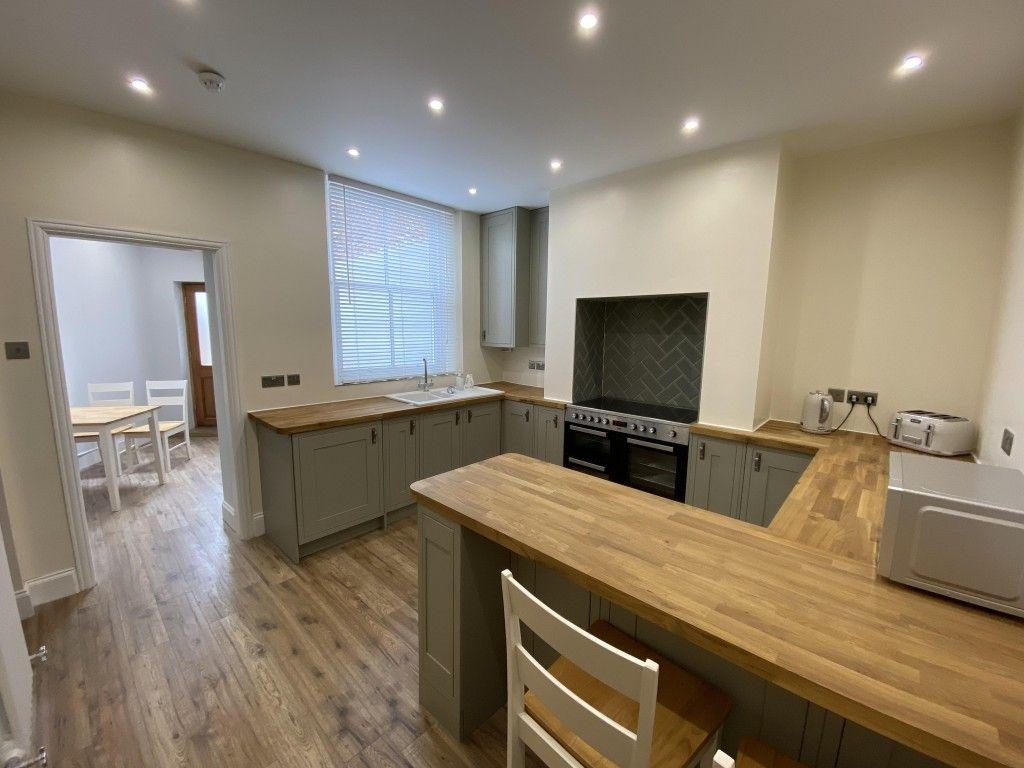 Martins Lane, LISCARD CH44 6 bed house share - £411 pcm (£95 pw)