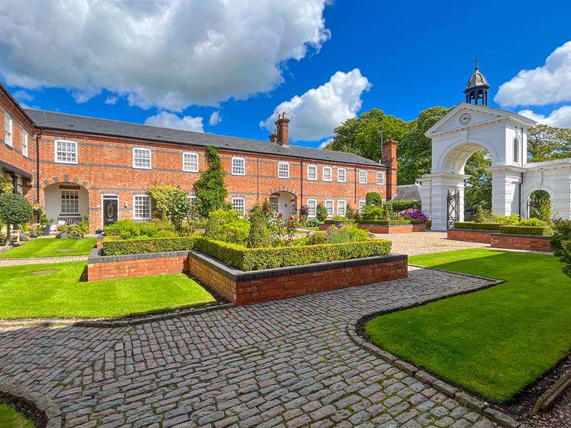 Rangemore Hall Mews, Rangemore, DE13 9RE 3 bed terraced house for sale ...
