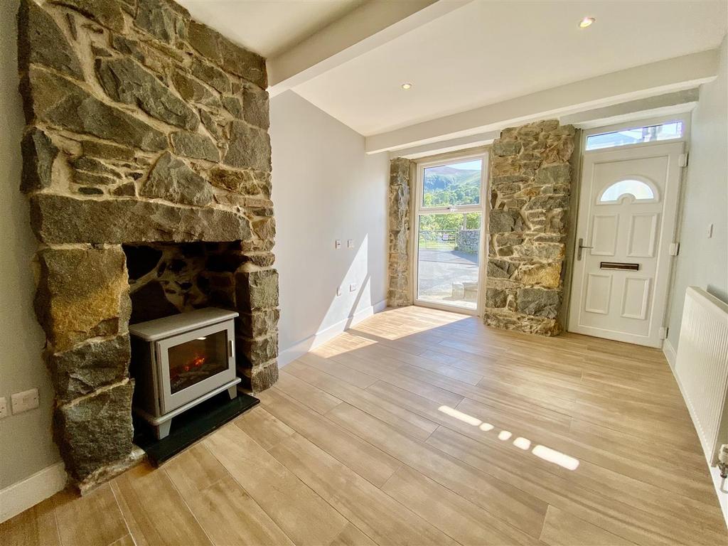 Eifl Road, Trefor 2 bed end of terrace house for sale - £139,000