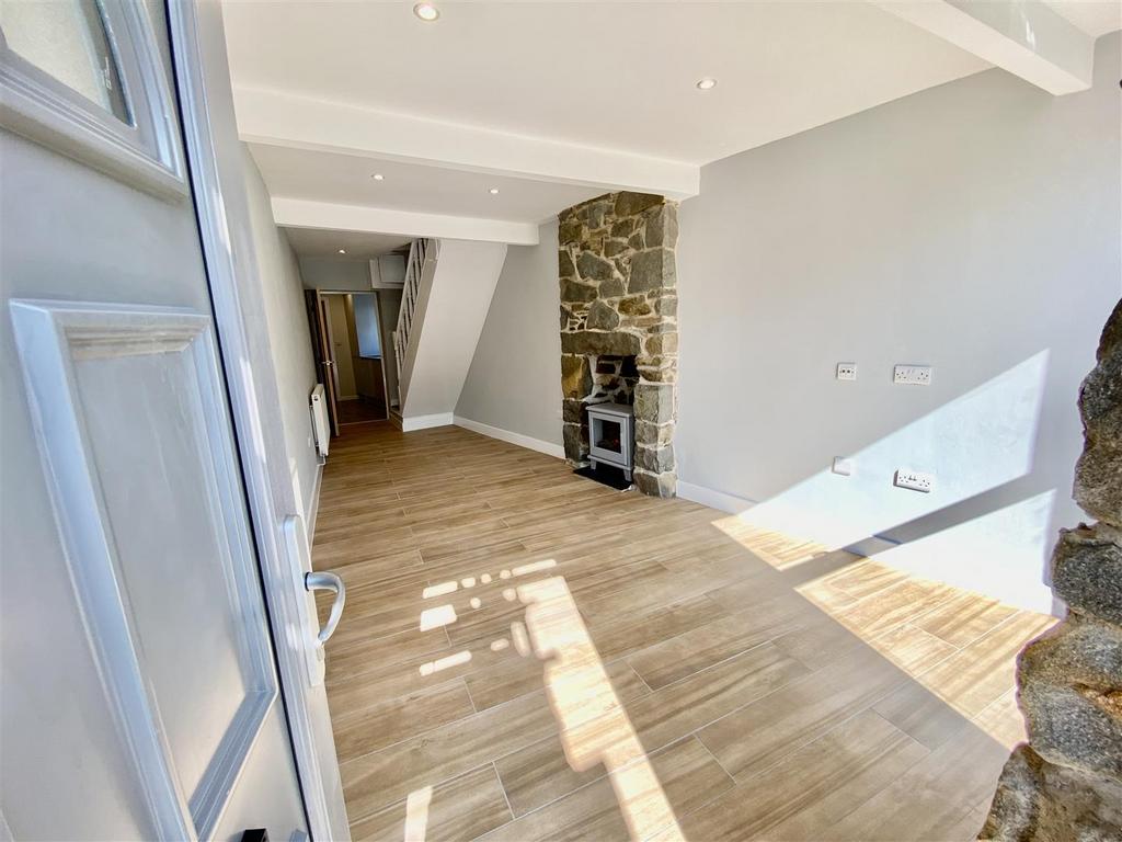 Eifl Road, Trefor 2 bed end of terrace house for sale - £139,000