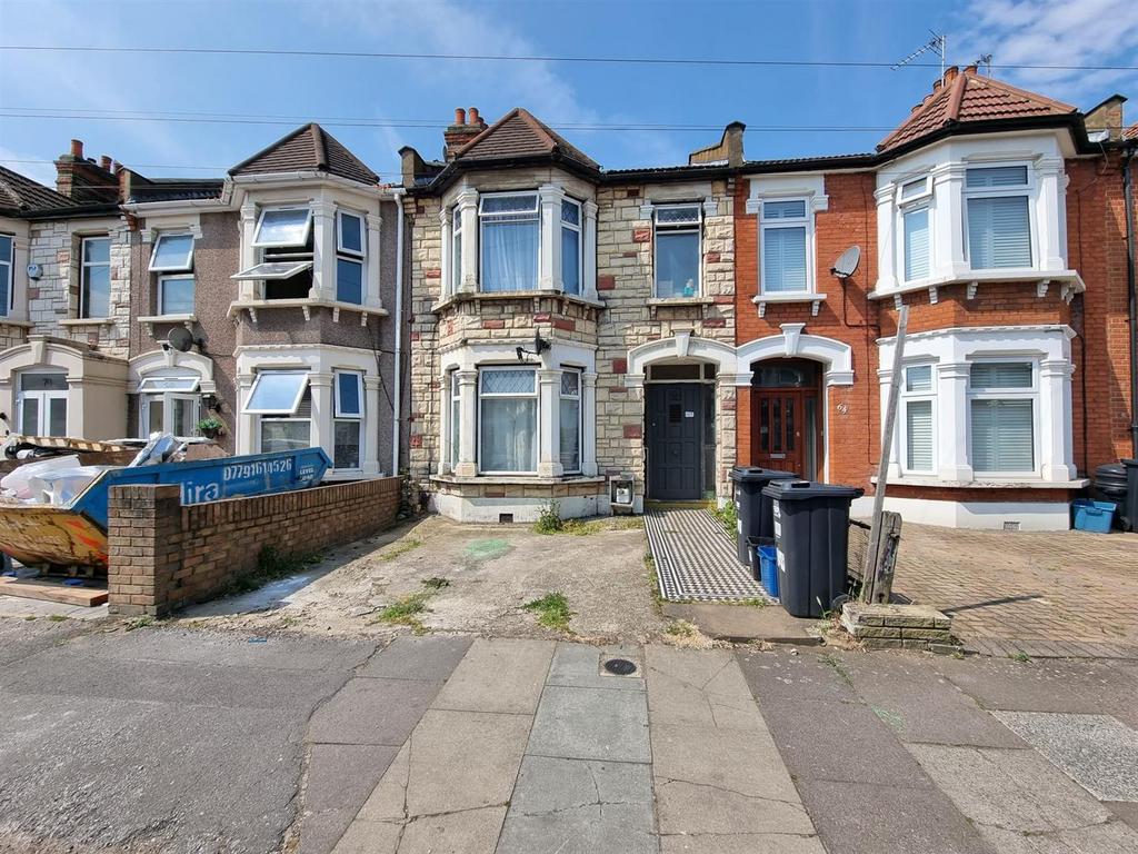 Elmstead Road, Ilford 1 bed flat - £225,000