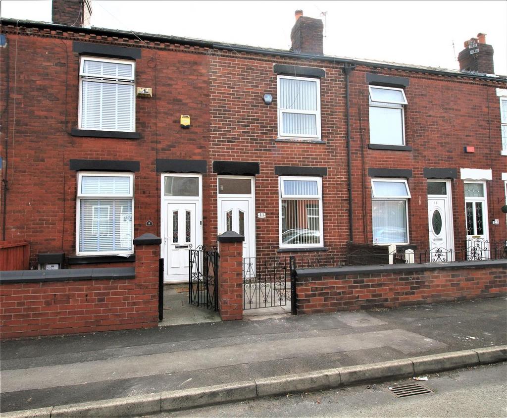 Highfield Street, Manchester M34 2 bed terraced house - £775 pcm (£179 pw)