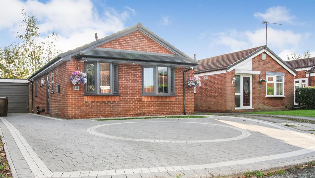 Broomfields, Manchester M34 3 bed detached bungalow - £300,000
