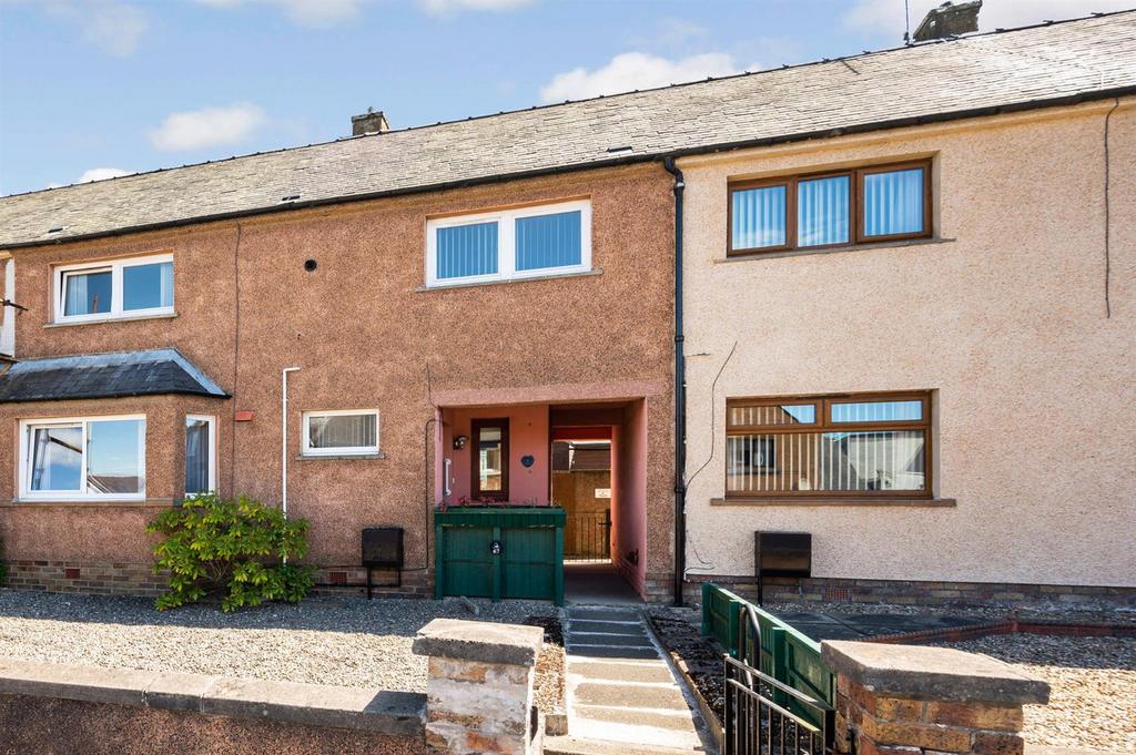 67 Main Street, Townhill, KY12 0EH 3 bed terraced house - £115,000