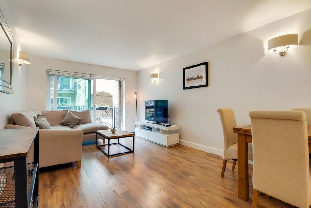 The Grainstore, Royal Victoria Dock, E16 1 bed apartment - £325,000