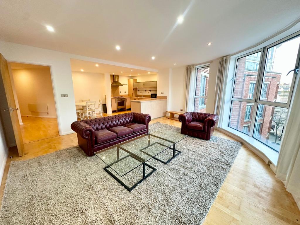 One Fletcher Gate, Adams Walk... 2 bed apartment - £1,250 pcm (£288 pw)