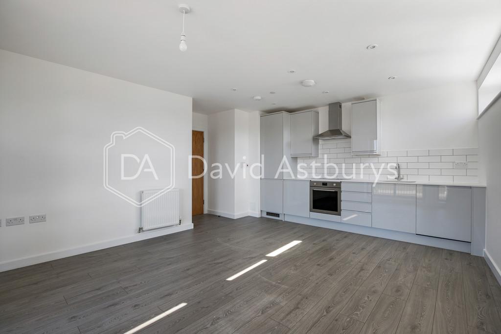 Whiston Road, Haggerston, London 2 bed flat - £2,700 pcm (£623 pw)