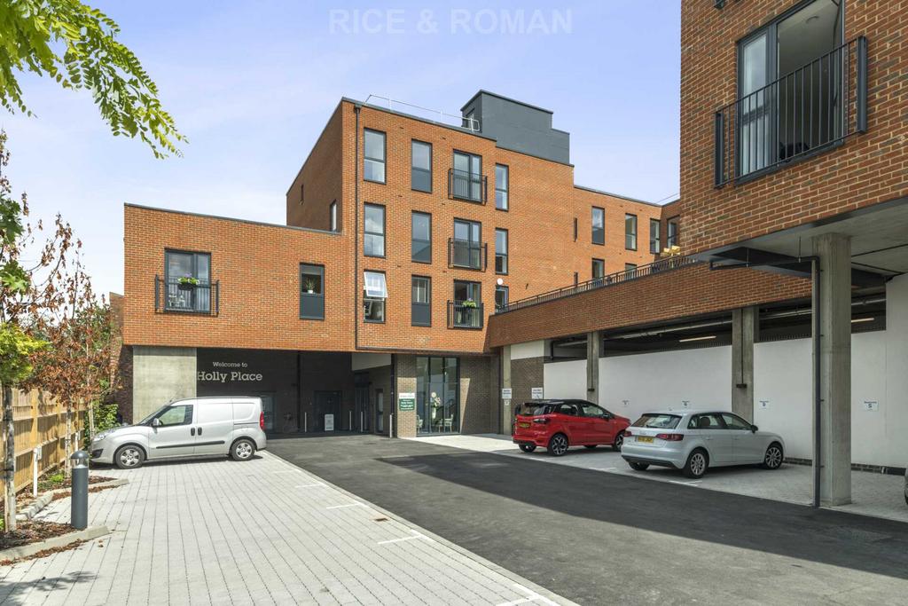 High Street, Cobham KT11 1 bed retirement property - £450,000