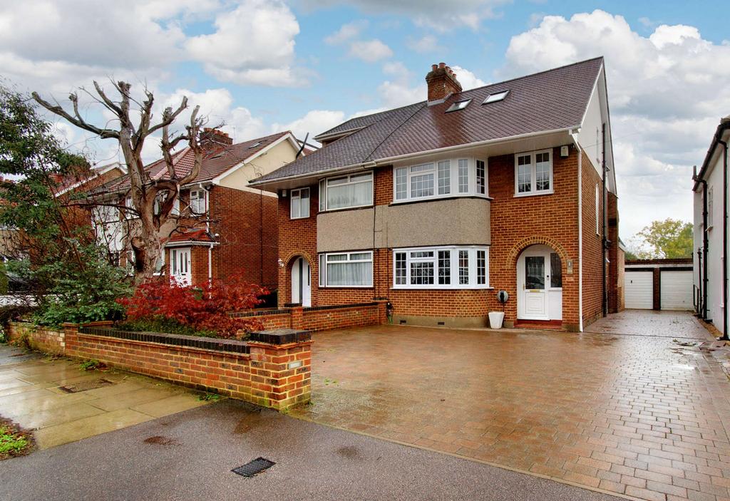 East Towers, Pinner, HA5 4 bed semi-detached house for sale - £900,000