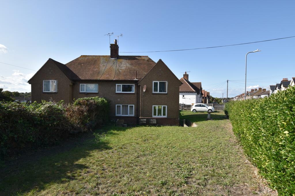Connaught Road, Margate 4 bed semi-detached house for sale - £350,000