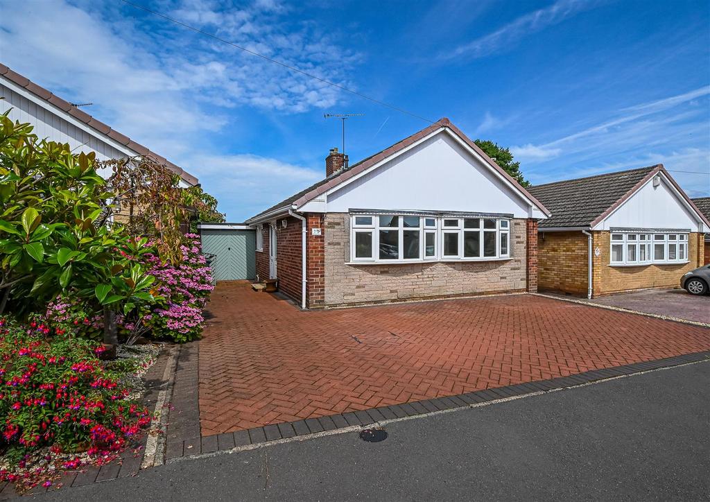 7 Princess Drive, Bridgnorth 2 bed detached bungalow - £310,000