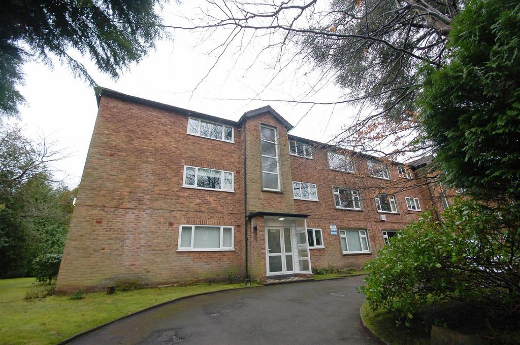 Holme Road, Manchester 2 bed flat - £1,025 pcm (£237 pw)