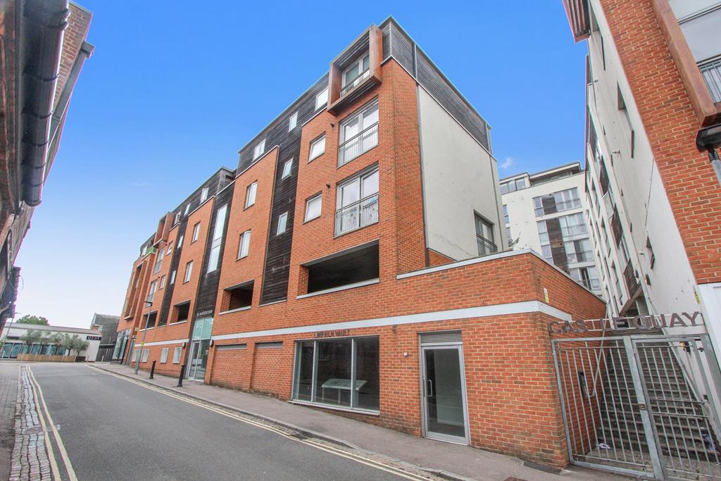Castle Lane, Bedford, MK40 1 bed flat - £42,000