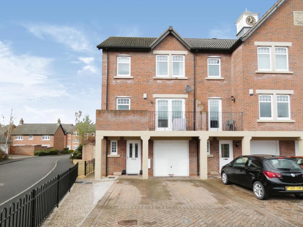 Fulmar Place, Carlisle 4 bed townhouse for sale - £225,000