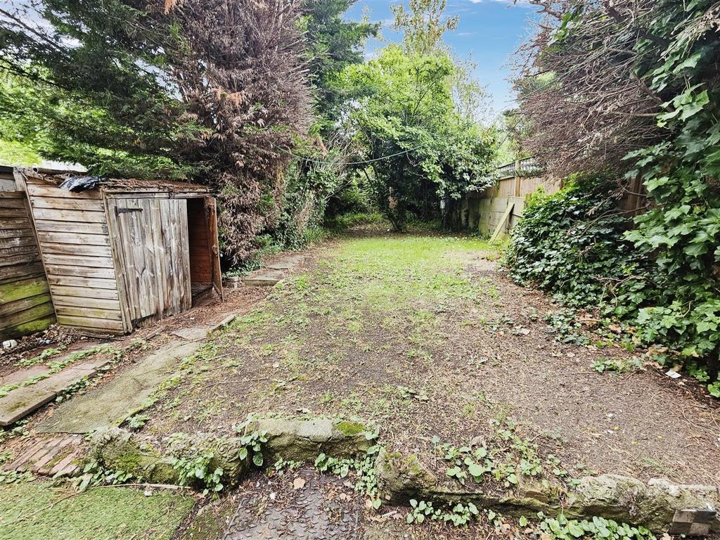 Nether Street, Finchley, London 3 bed semi-detached house for sale - £ ...