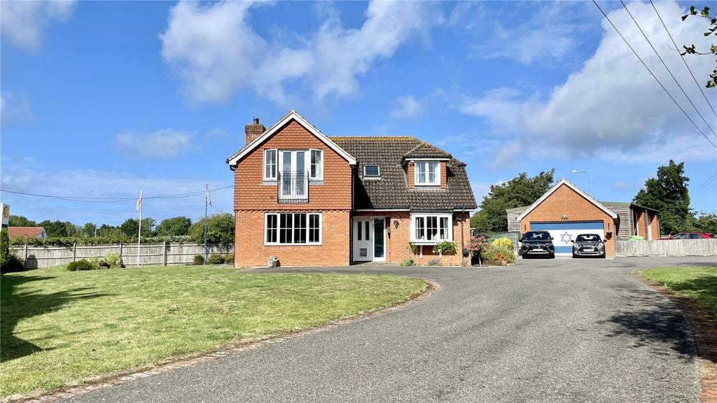 Lower Horsebridge, Hailsham, East Sussex, BN27 4 bed detached house for ...