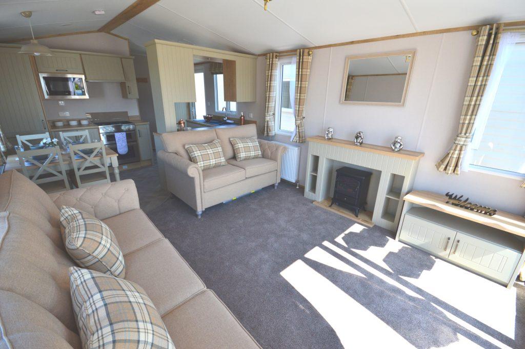 Solent Breezes Holiday Park 2 bed static caravan - £109,995