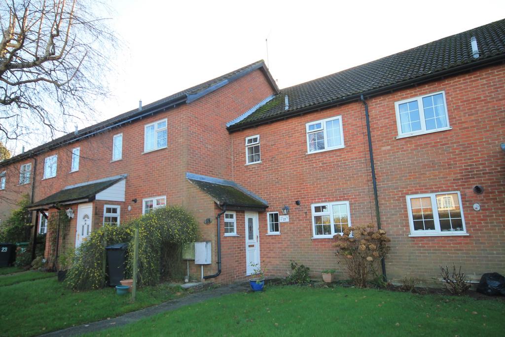 Liphook 3 bed terraced house - £1,500 pcm (£346 pw)