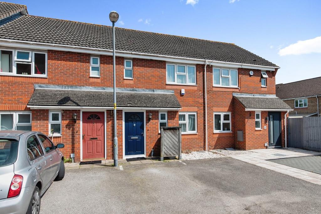 Altham Gardens, South Oxhey, Watford... 3 bed terraced house - £470,000
