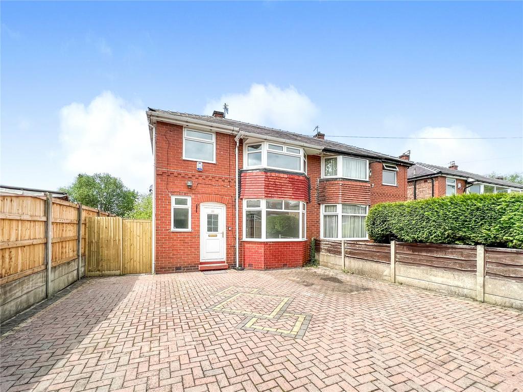 Blackley, Manchester M9 3 bed semi-detached house - £1,100 pcm (£254 pw)