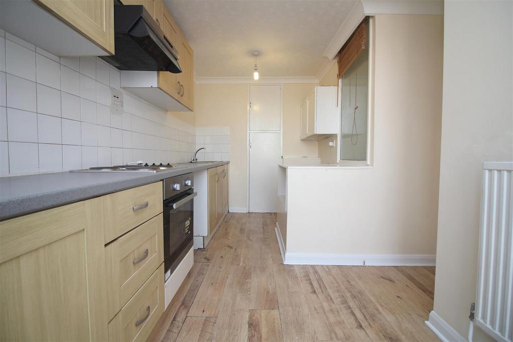 Armagh Road, London, E3 3 bed duplex - £1,800 pcm (£415 pw)