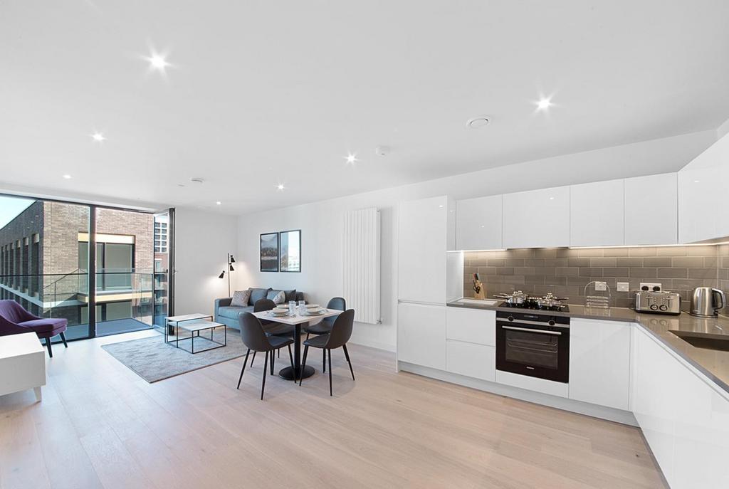 John Cabot House, Royal Wharf... 1 bed apartment - £1,998 pcm (£461 pw)