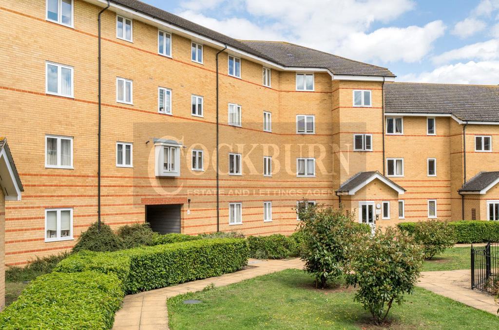 Stanley Close, London, SE9 2 bed apartment - £290,000
