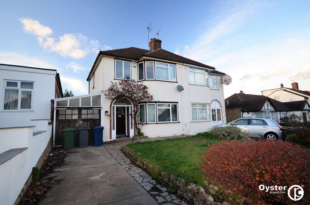 Russell Lane, London, N20 3 bed semi-detached house - £1,900 pcm (£438 pw)
