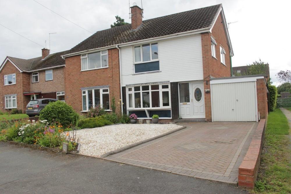 Doxeyfields, Doxey, Stafford, ST16 1HH 3 bed semi-detached house - £950 ...