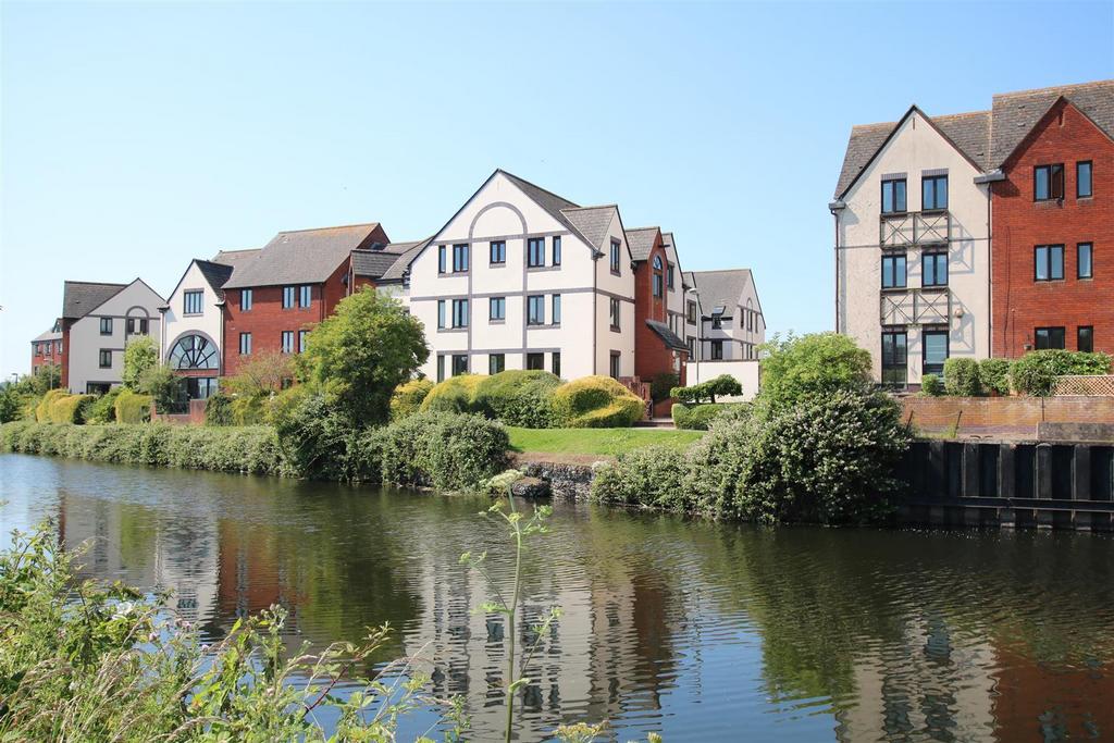 Water Lane, Exeter 1 bed property - £900 pcm (£208 pw)