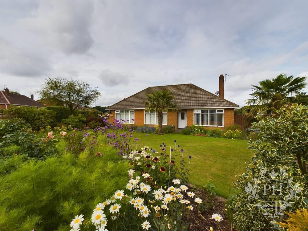 Firtree Avenue, Middlesbrough 3 bed detached bungalow - £295,000