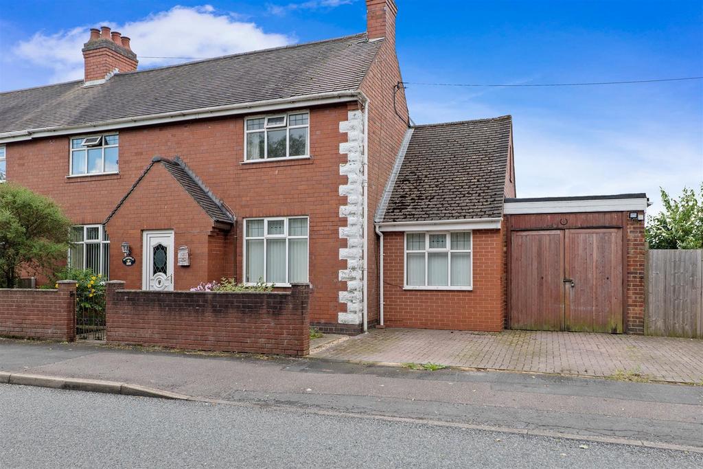 Woodlands Road, Bedworth 3 bed semi-detached house - £249,950