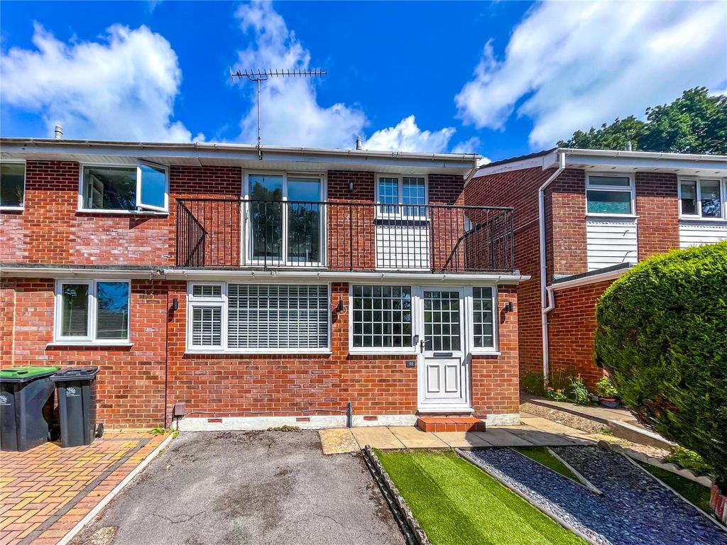 Barlands Close, Burton, Christchurch... 3 bed semi-detached house - £ ...