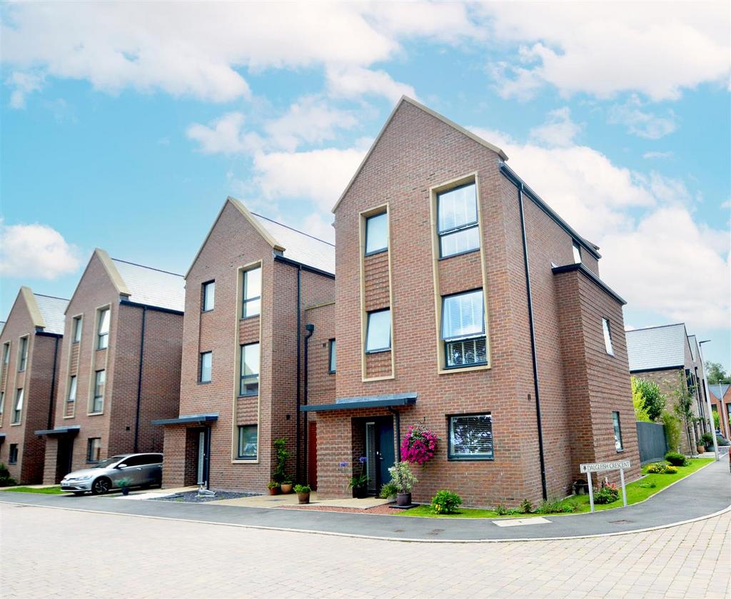 Radbrook Village, Shrewsbury 4 bed townhouse - £585,000