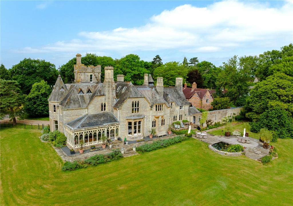 Foscombe, Ashleworth, Gloucester... 8 bed detached house for sale - £ ...