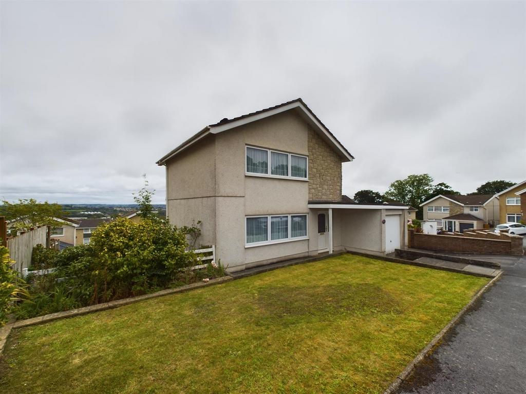 Pennant Road, Llanelli 3 bed detached house - £210,000