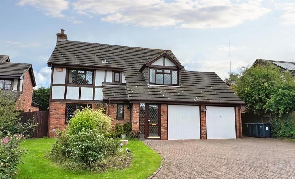 Station Approach, Sutton Coldfield 4 bed detached house - £600,000