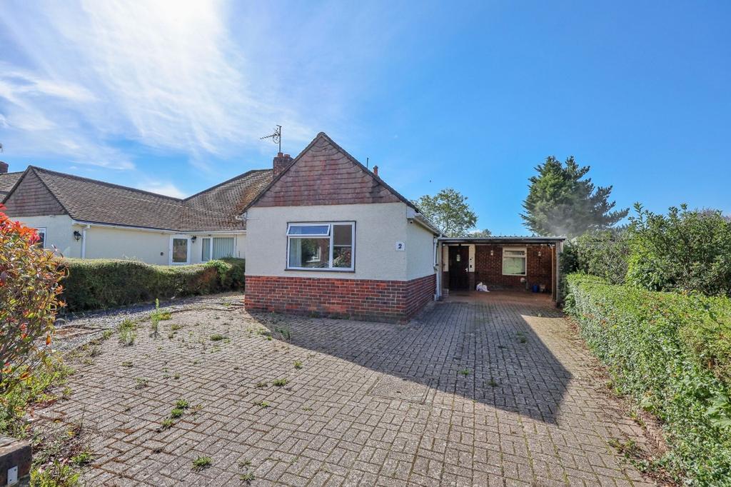 Windmill Drive, Burgess Hill, RH15 2 bed semi-detached bungalow - £425,000